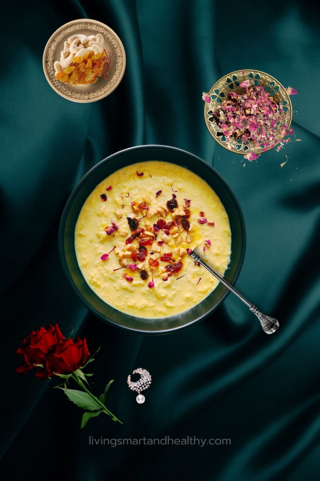 Lauki Ki Kheer [Bottle Gourd Pudding] - Living Smart And Healthy