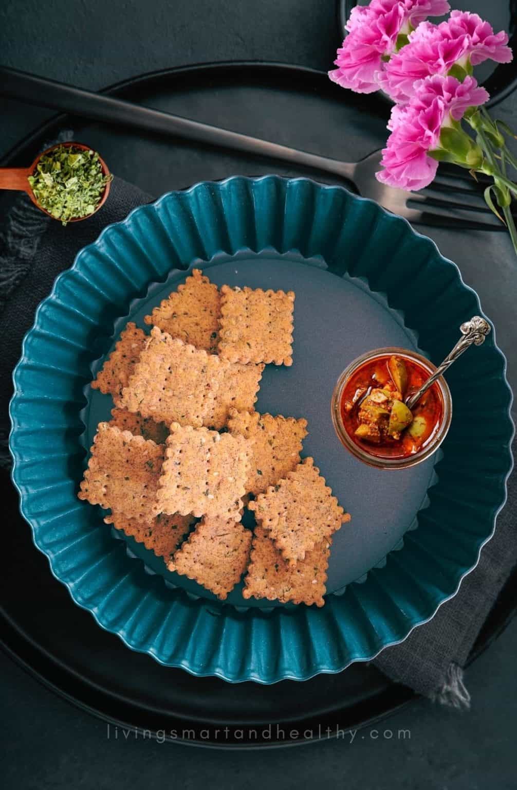 Baked Methi Mathri [Savory Indian Fenugreek Cracker] - Living Smart And ...