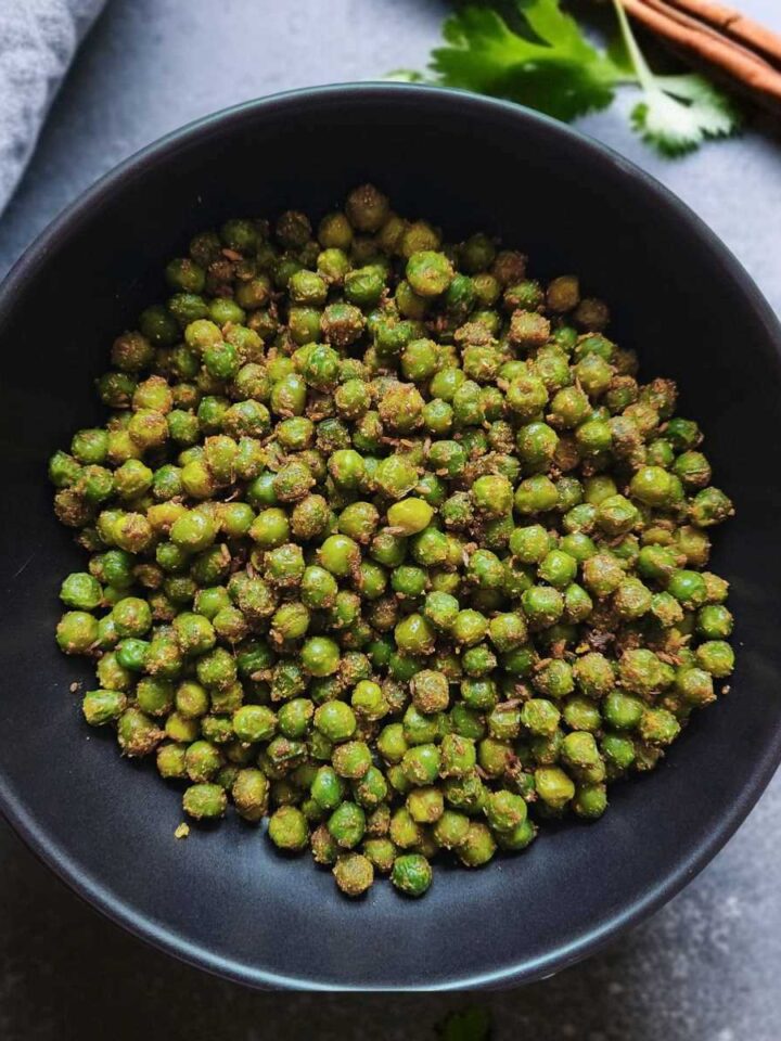 Gajar Matar Ki Sabji | Indian Carrots and Peas - Living Smart And Healthy