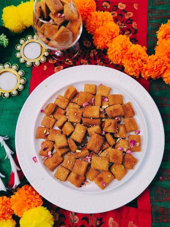 Crispy Atta Namak Para | Recipe For Aate Ke Namak Pare | How to make ...